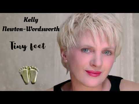 Tiny Feet - Lyric Video