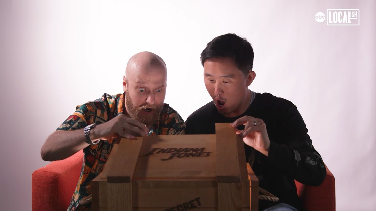 Unboxing the Indiana Jones and the Dial of Destiny merchandise crate ...