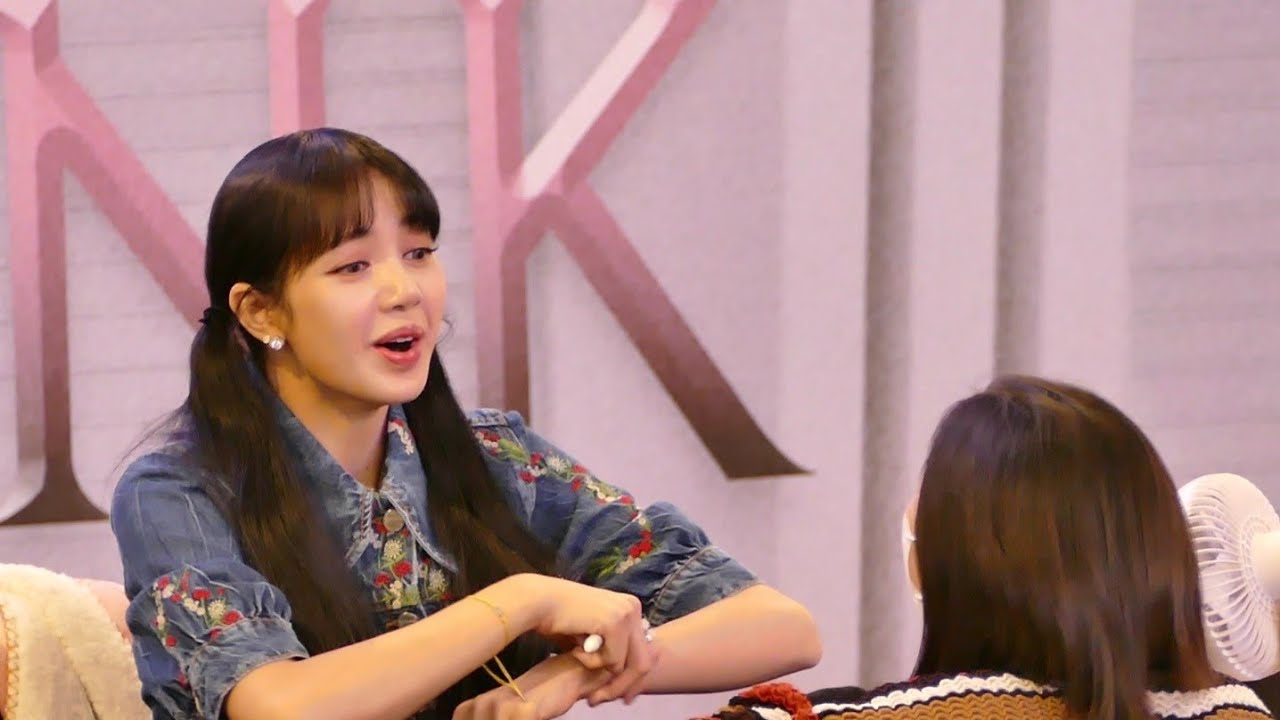 Lisa Focus | Fan sign event - YouTube