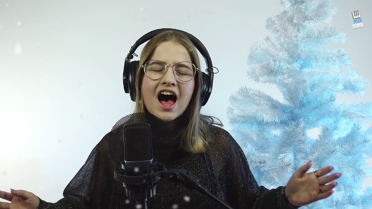 Ola Tracz - Noel - YouTube