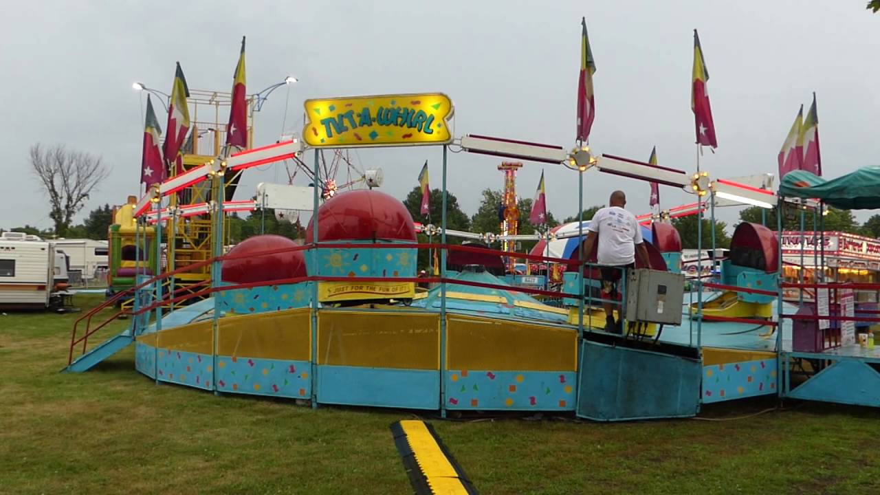 Tilt-a-whirl at Avonmore Fair - YouTube