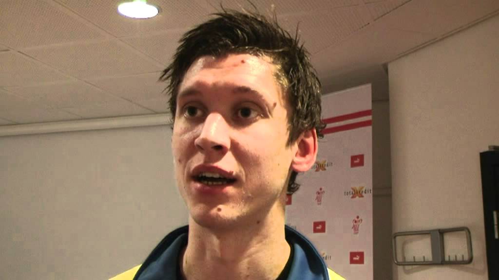 EM2012 - 03-01-2012 - Niklas Landin-interview før EM - YouTube