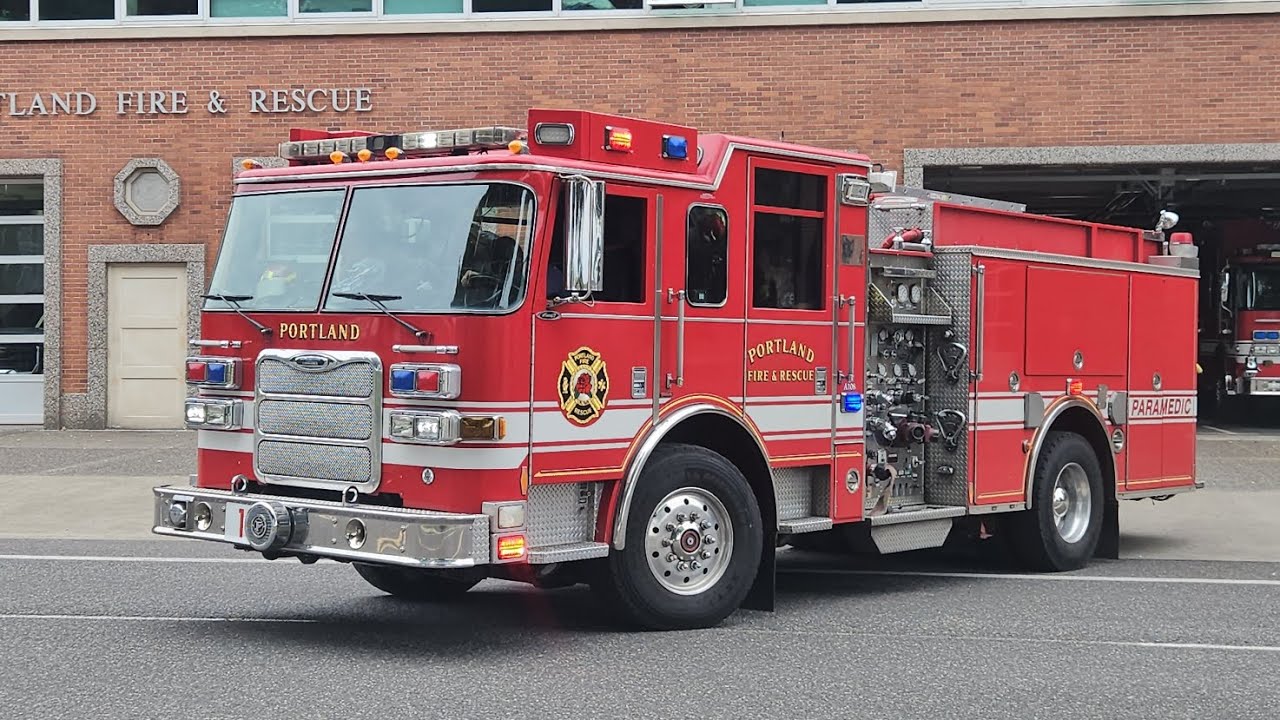 Portland Fire Engine 1 (Reserve) Responding - YouTube