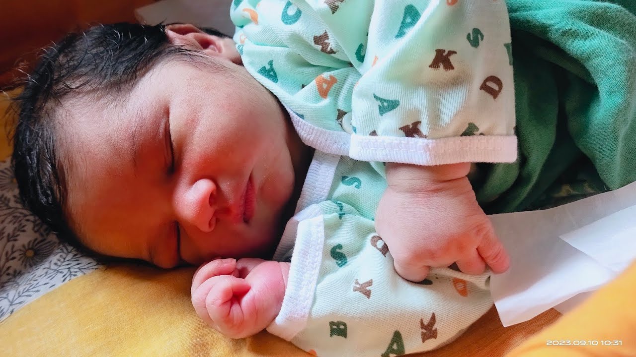 Mesmerizing Newborn Baby Videos: Soothing Visuals for Young Minds - YouTube