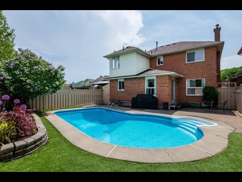 11 Barwick Drive, Barrie Ontario - YouTube