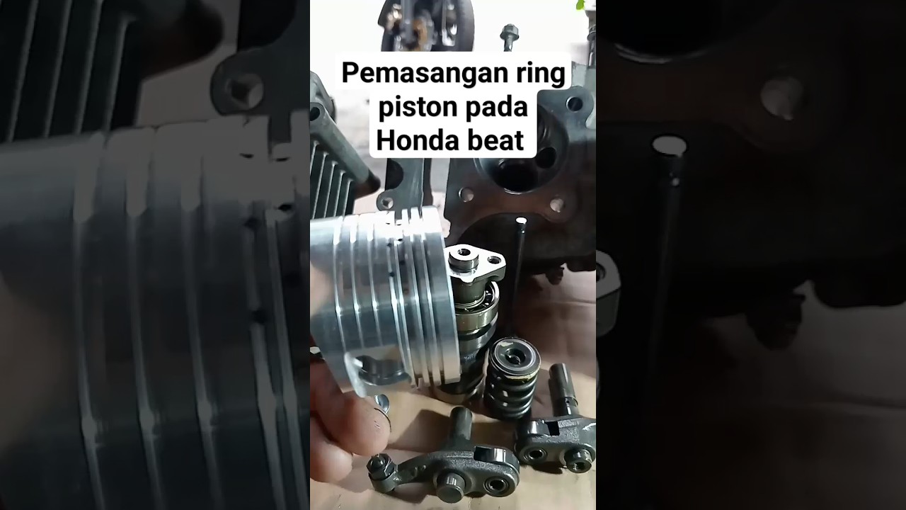 proses pemasangan ring piston Honda beat - YouTube