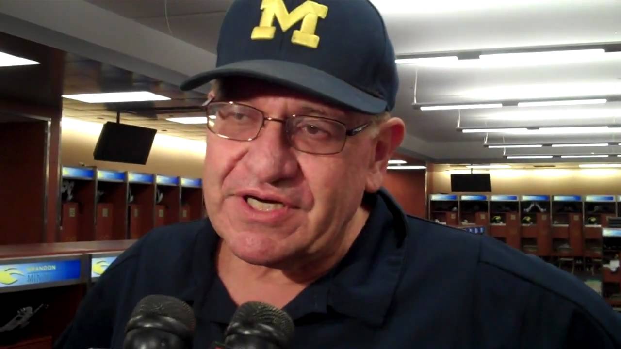 Michigan's new football locker room - YouTube