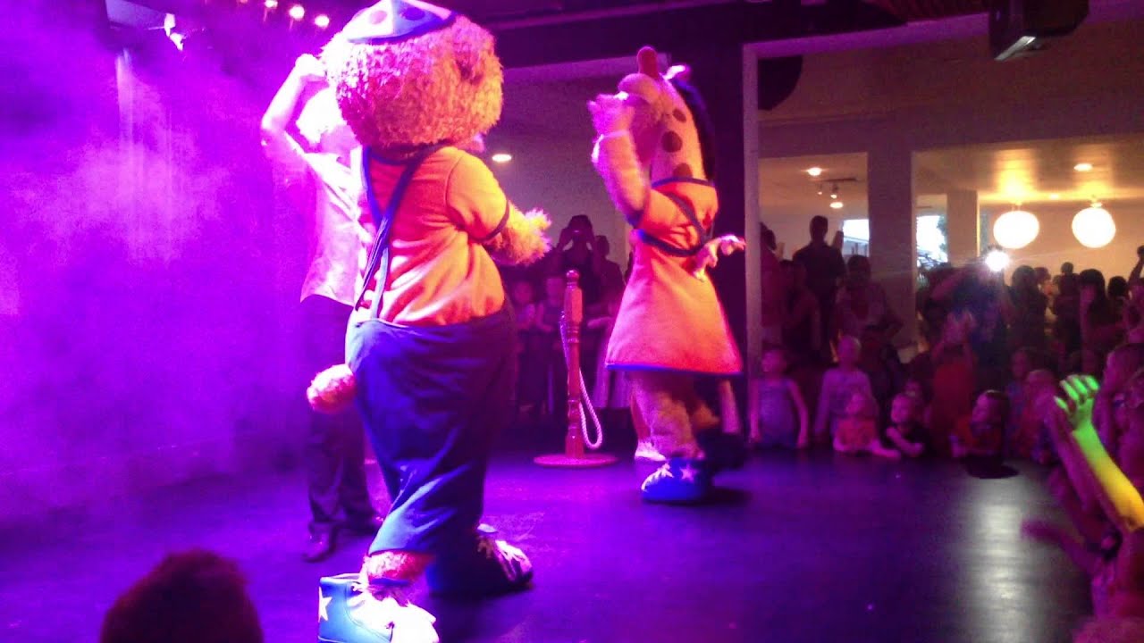 Lollo & Bernie - YouTube