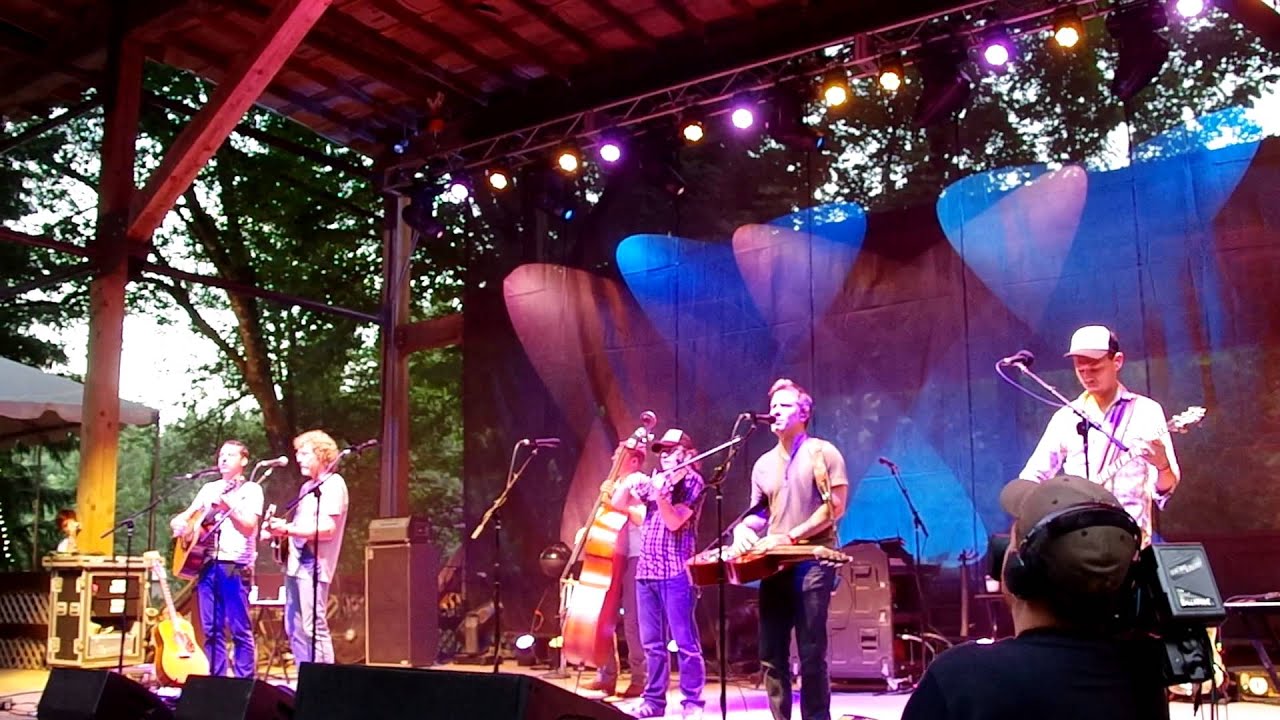 The Infamous Stringdusters Live From Northwest String Summit- Ginseng ...
