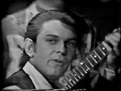 EVERYBODY'S TALKING 'BOUT THE YOUNG - LEON RUSSELL (1965) - YouTube