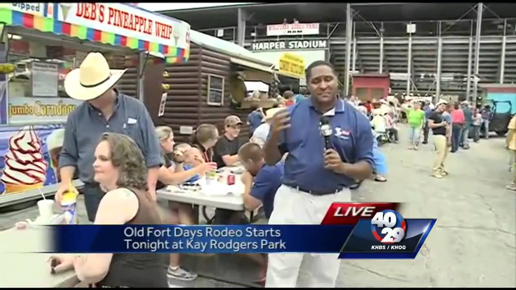Fort Smith Rodeo kicks off - YouTube