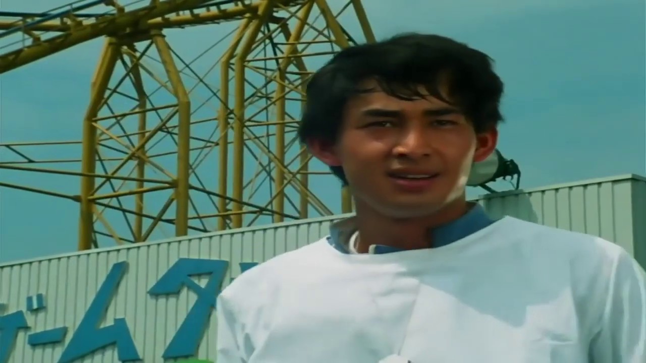 Shaider battle in car - YouTube