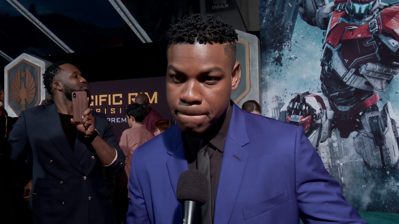 Pacific Rim Uprising LA Premiere - Itw John Boyega (official video ...