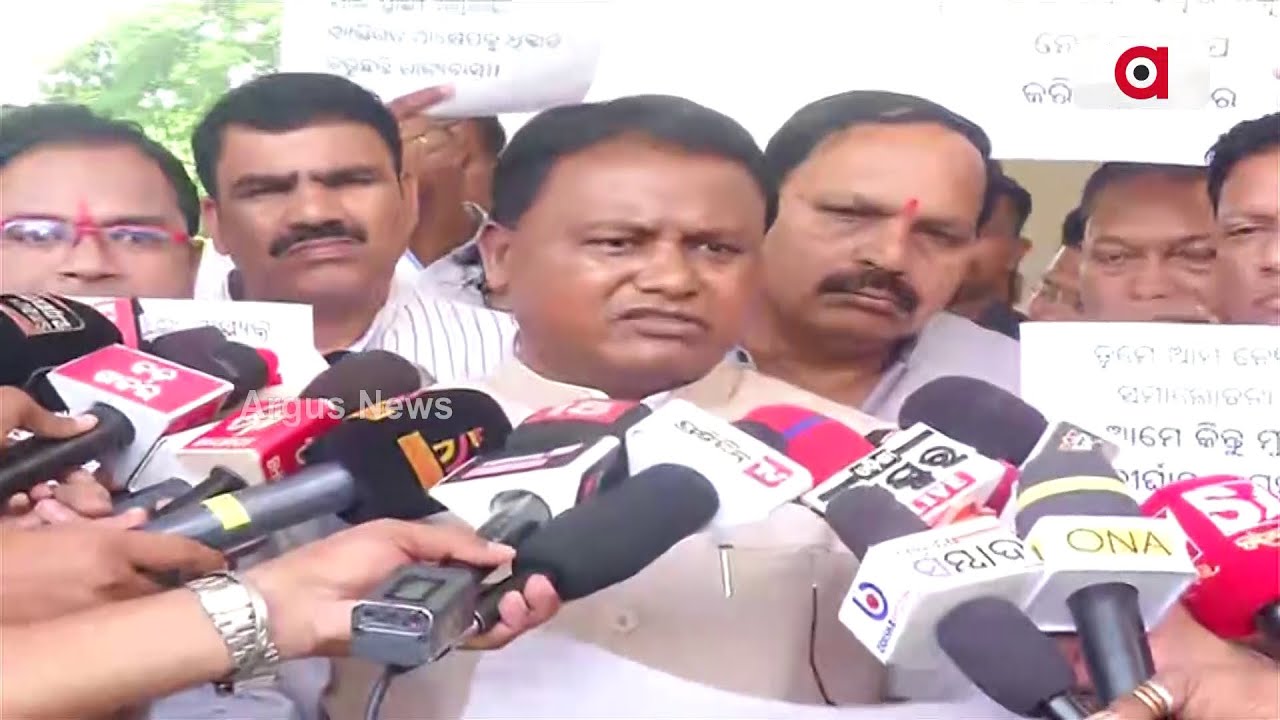 Ruling Party Member Is Tired Of Making Tents And Stages For 5T ...
