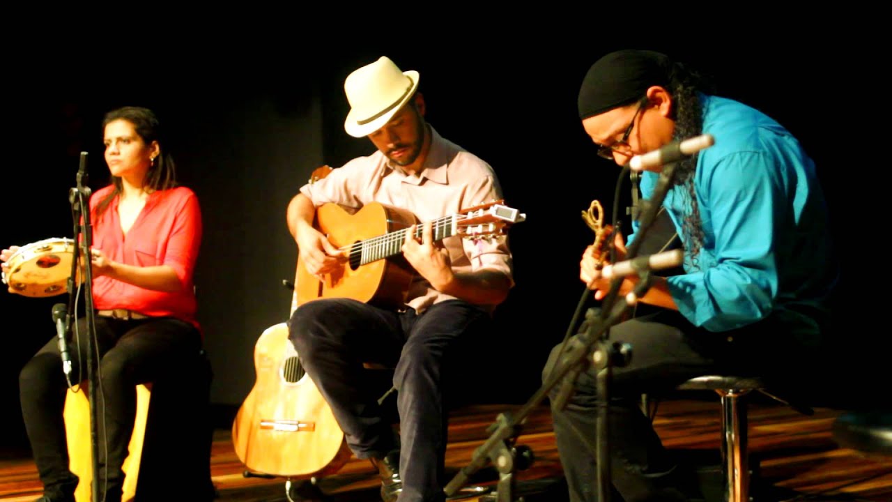 Samba Trio Latino - Carinhoso Pixinguinha. - YouTube