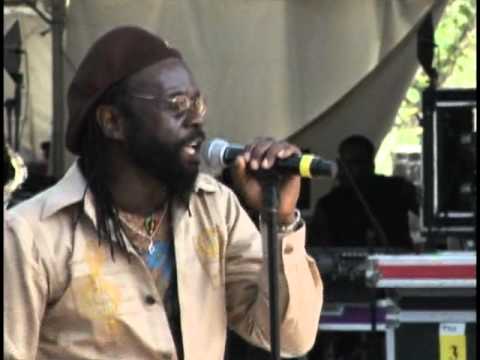 Quito Rymer and the Edge live at the 2010 St. Lucia Jazz festival #2 ...