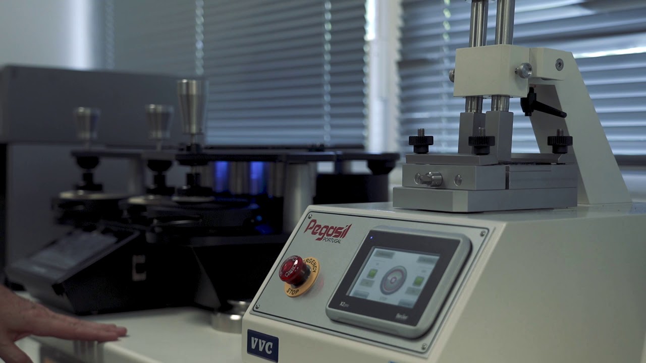 Veslic - Test de frottement translatif ISO 11640 - VVC - YouTube