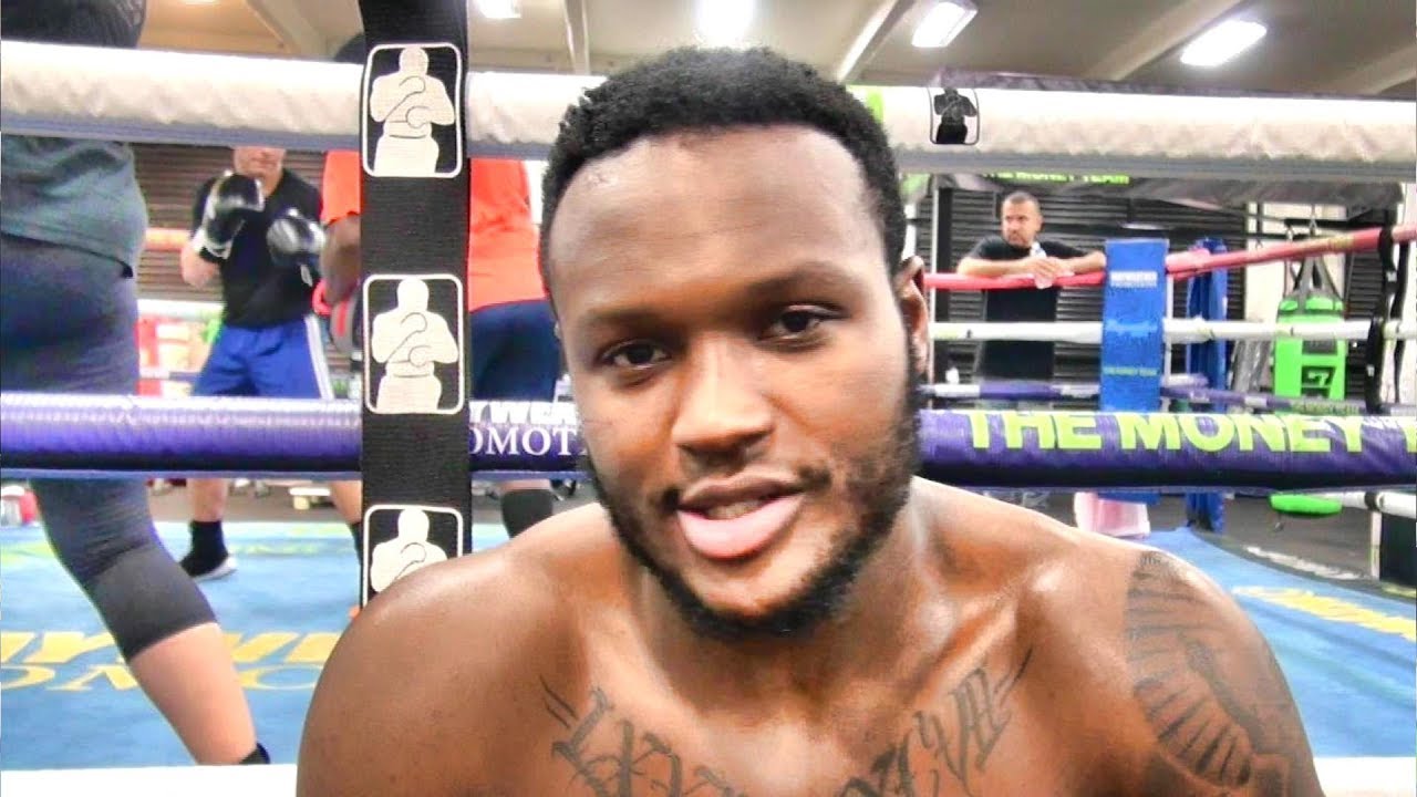 It's official, Viddal Riley has 1st fight date with Mayweather ...