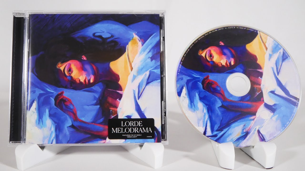 Lorde - Melodrama CD Unboxing - YouTube