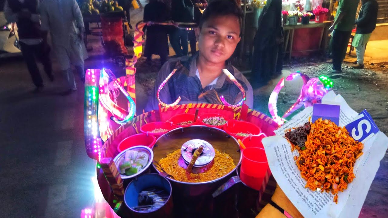 Lighting Canacur Wala | Bangladeshi Street Food - YouTube