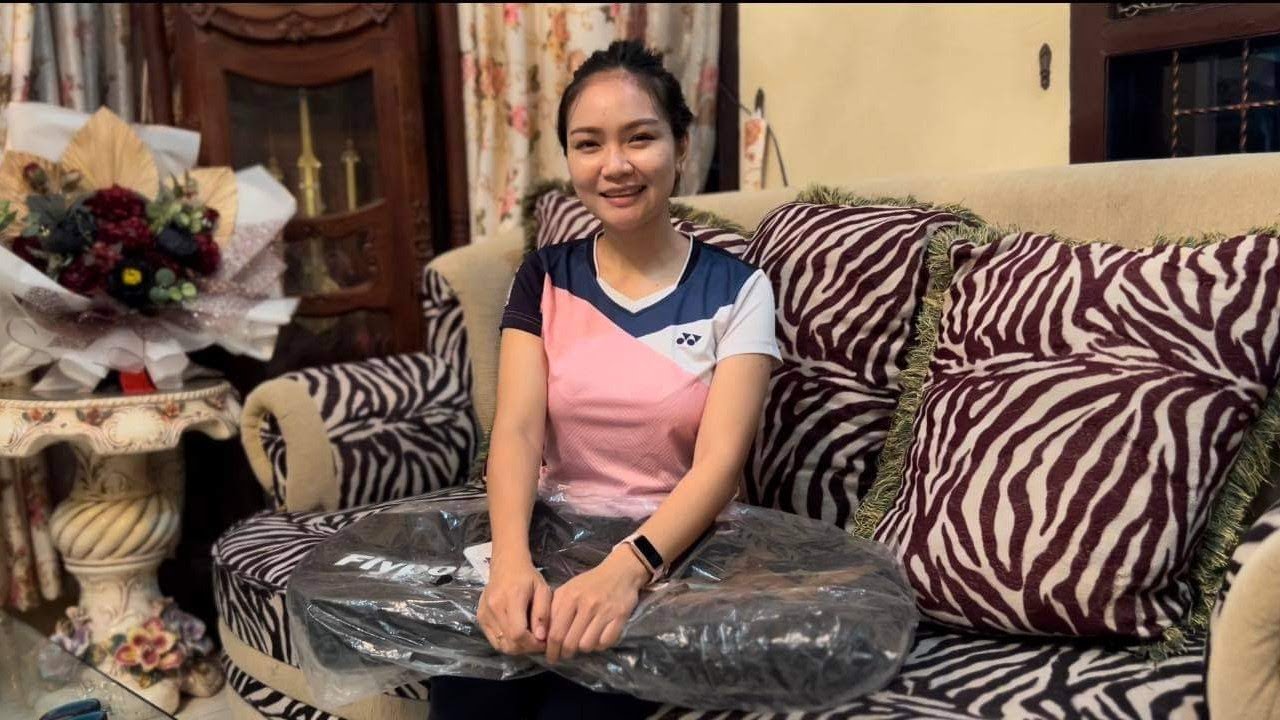 TAS FLYPOWER RIO GOLD G2 LILIANA NATSIR - YouTube