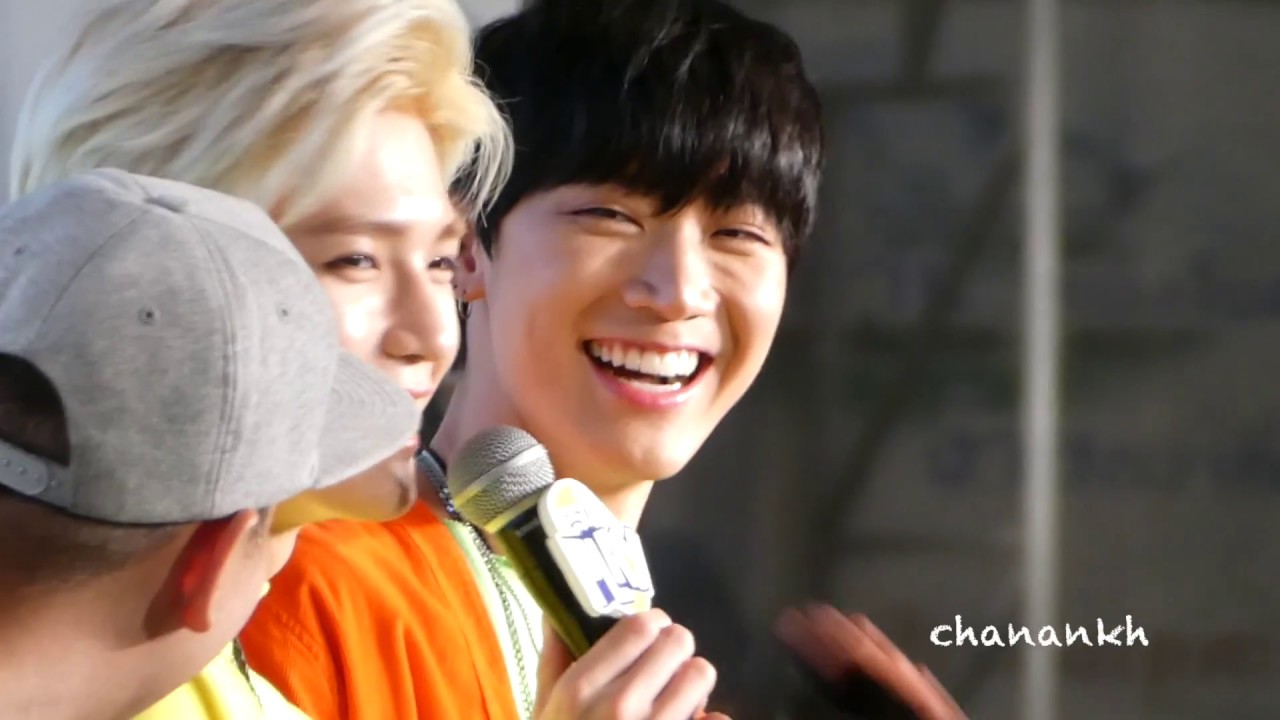 171127 NCT TEN & TAEYONG @ EST PLAY BINGSU EVENT IN THAILAND - YouTube
