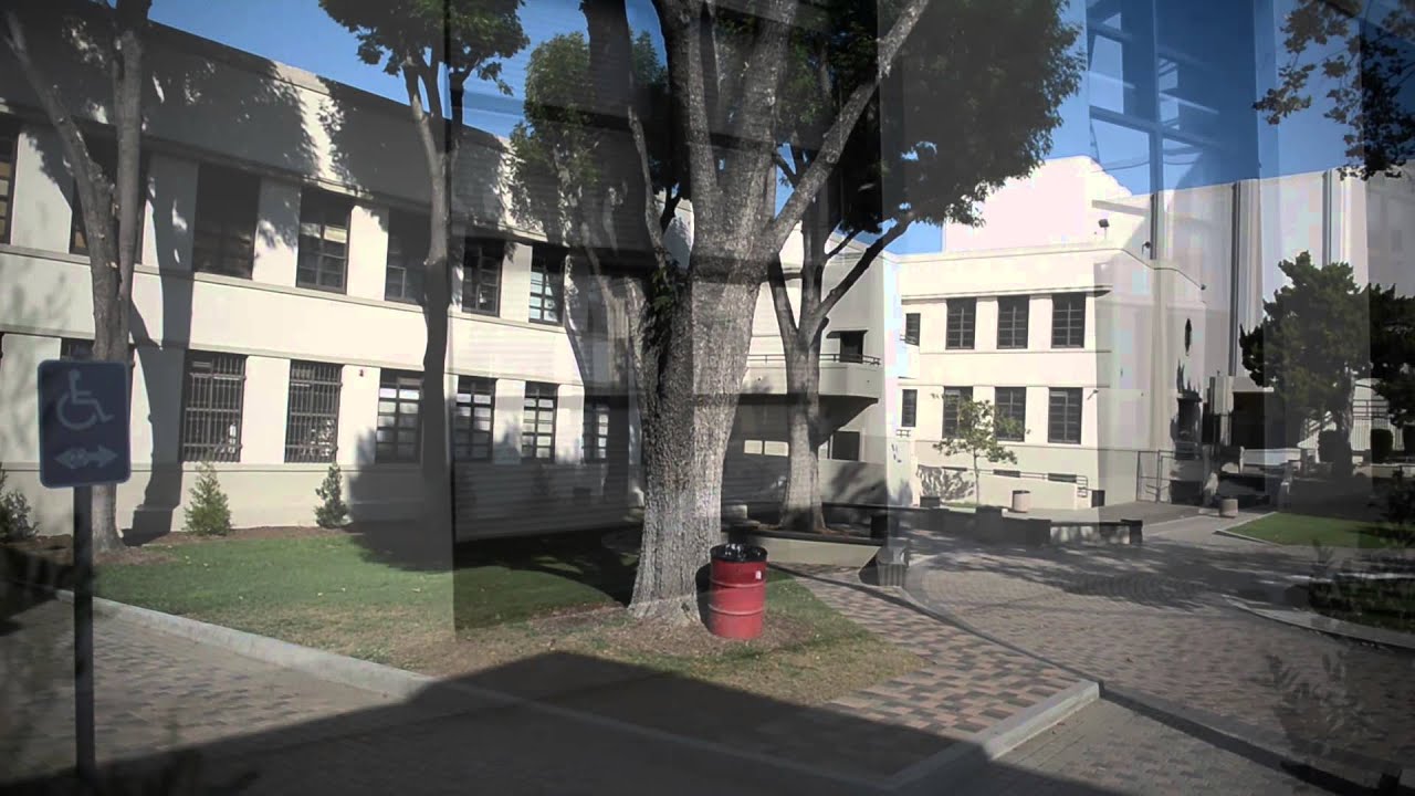 Back To The Future Tour Walk Through Hill Valley High School Youtube