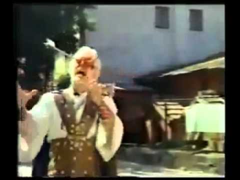 Eliyle ok atan tek insan Cüneyt abimiz