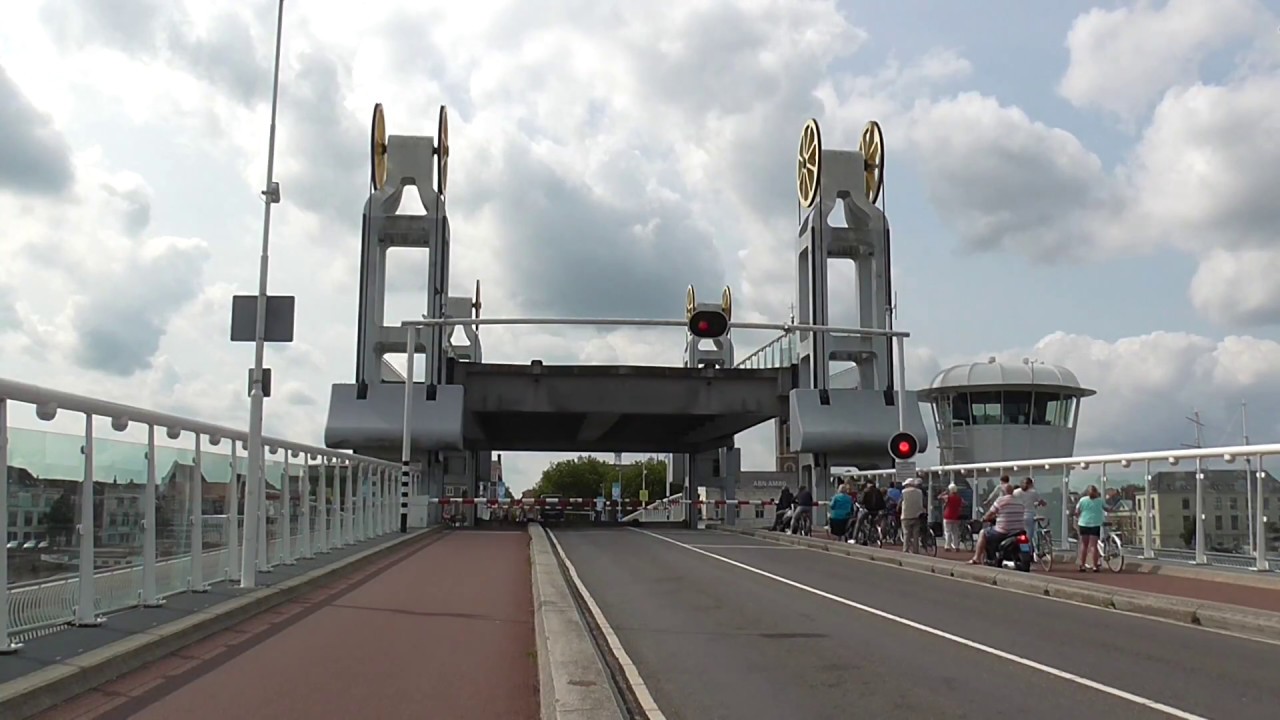 Brugopening Stadsbrug Kampen Hefbrug/ Liftbridge/ Pont Levant ...