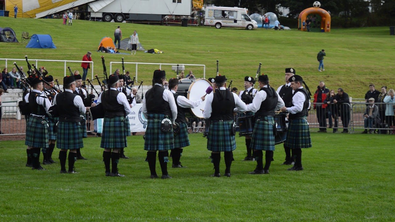 Dunoon Argyll Pipe Band Cowal Highland Gathering 2017 - YouTube