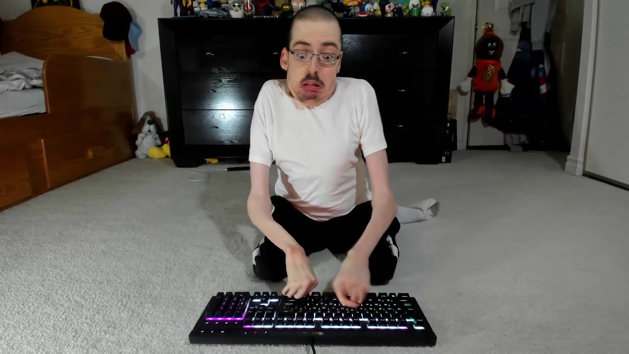 TYPING ⌨️ - Ricky Berwick - YouTube