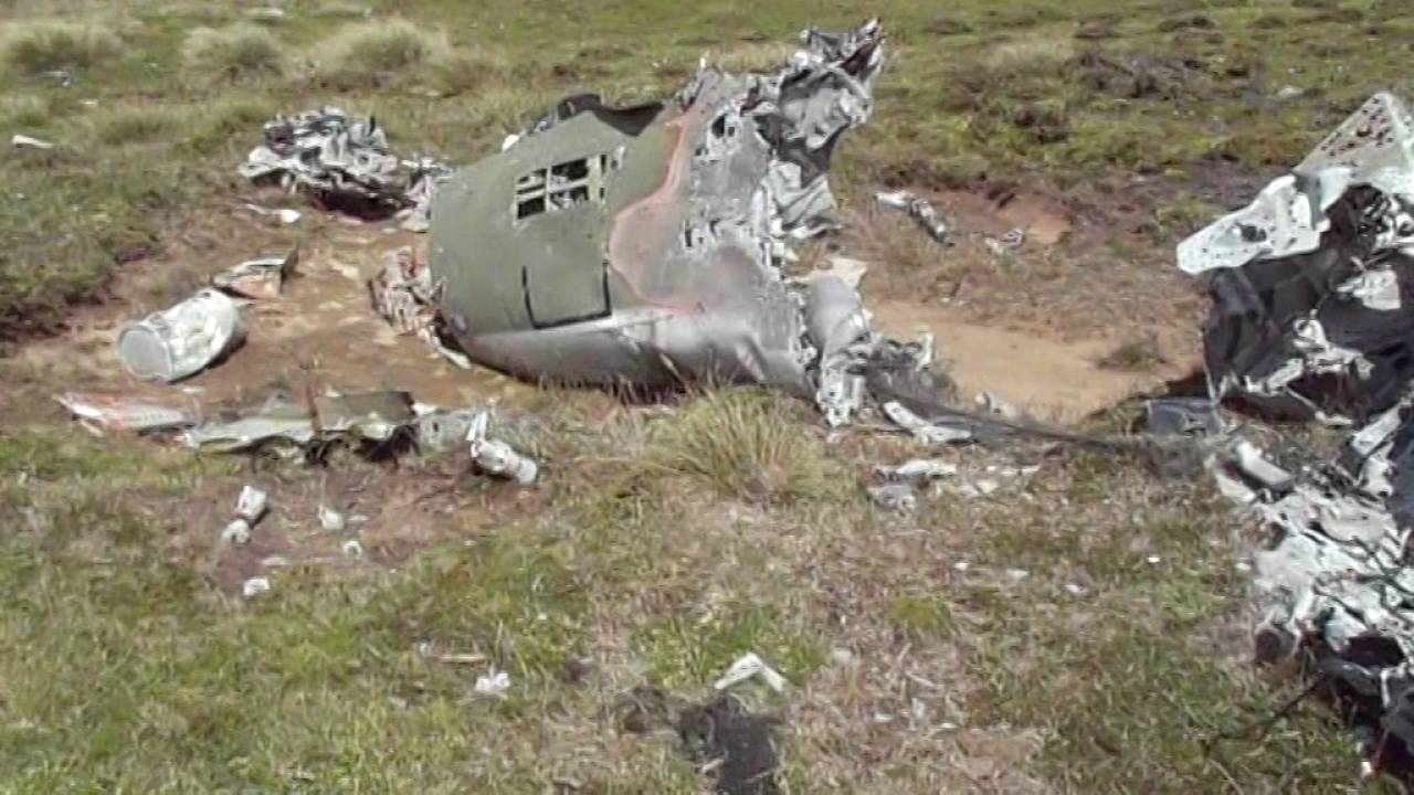 Falklands Mirage jet wreckage - YouTube