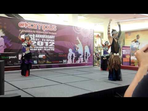 Belly Dance by Deno, Angela and Kai Lee @ Kampus Event