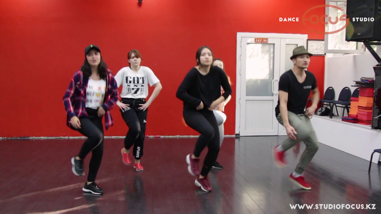Choro by A-Bro | Dance Studio Focus - YouTube