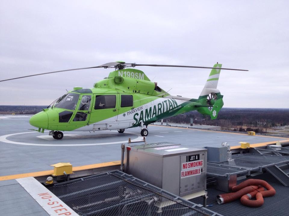 Samaritan EMS Helicopter Landing at Hospital (AS365 Dauphin) - YouTube
