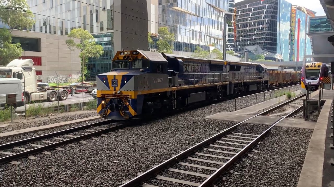 RailFirst VL357 & VL356 Departing Southern Cross Station to Long Island ...