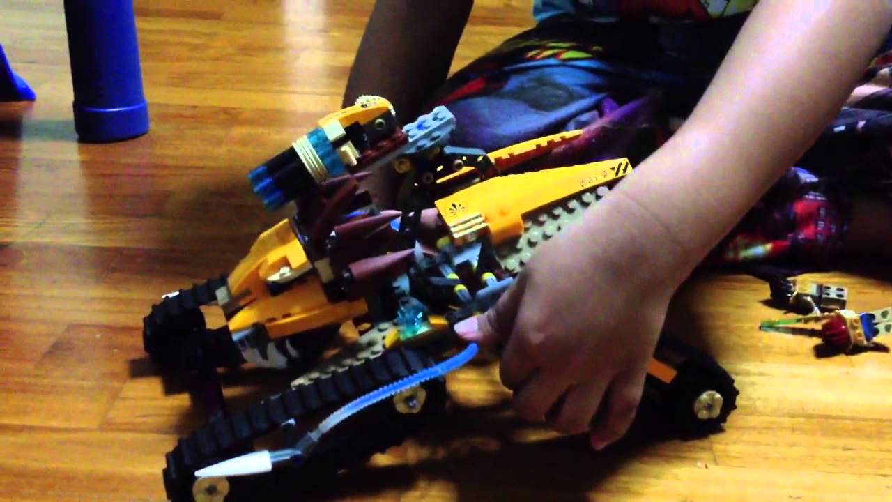 Lego Chima Lion Tank