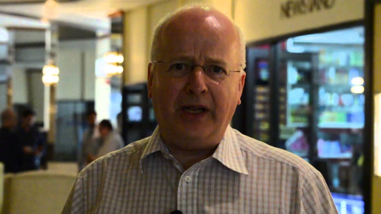 Mr. Wyn Thomas @ WCWS 2015 - YouTube