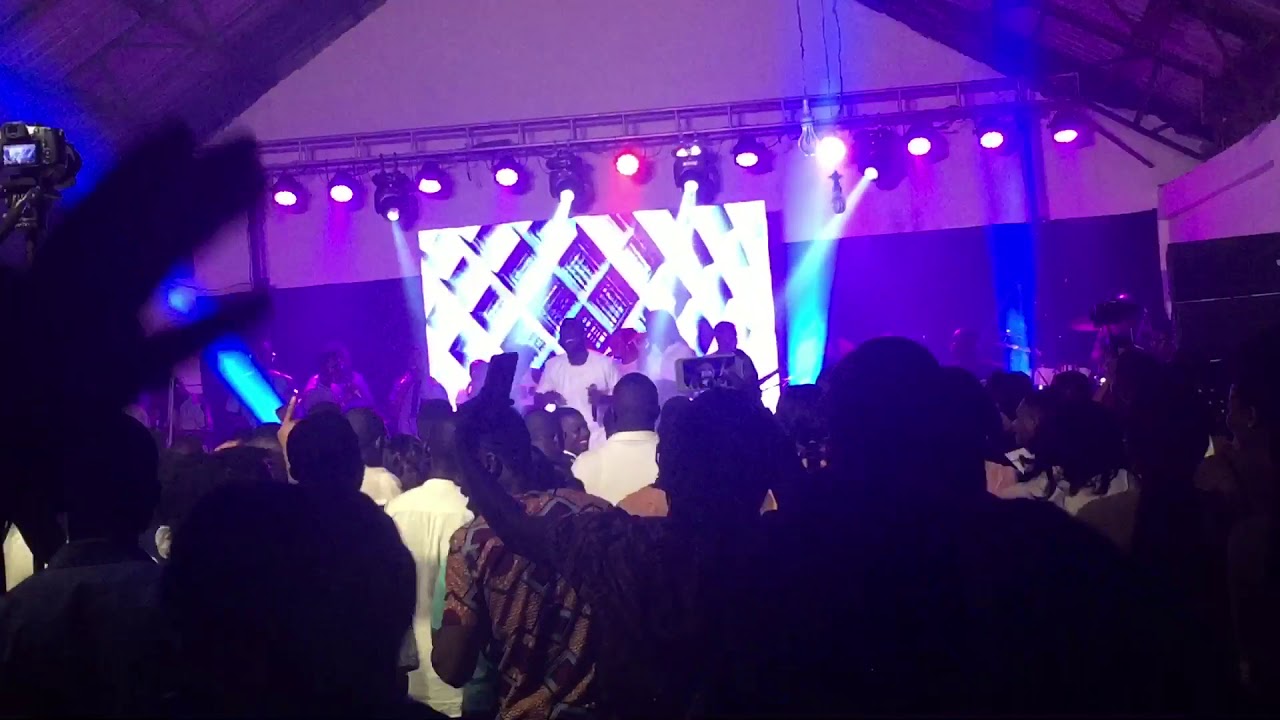 Wonderful Praises Medley by Ben Ansah @ Eagles Praise 2021 - YouTube