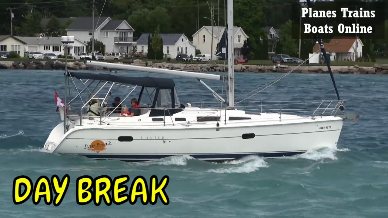 DAY BREAK Sailboat Light Cruise Under Bridges In Strong Current - YouTube