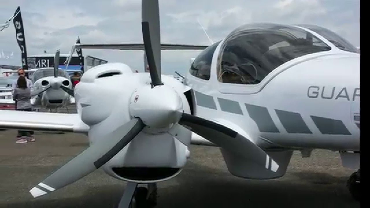 Diamond DA42 MPP and Twin Star (Paris Air Show 2015/RIAT 201 - YouTube