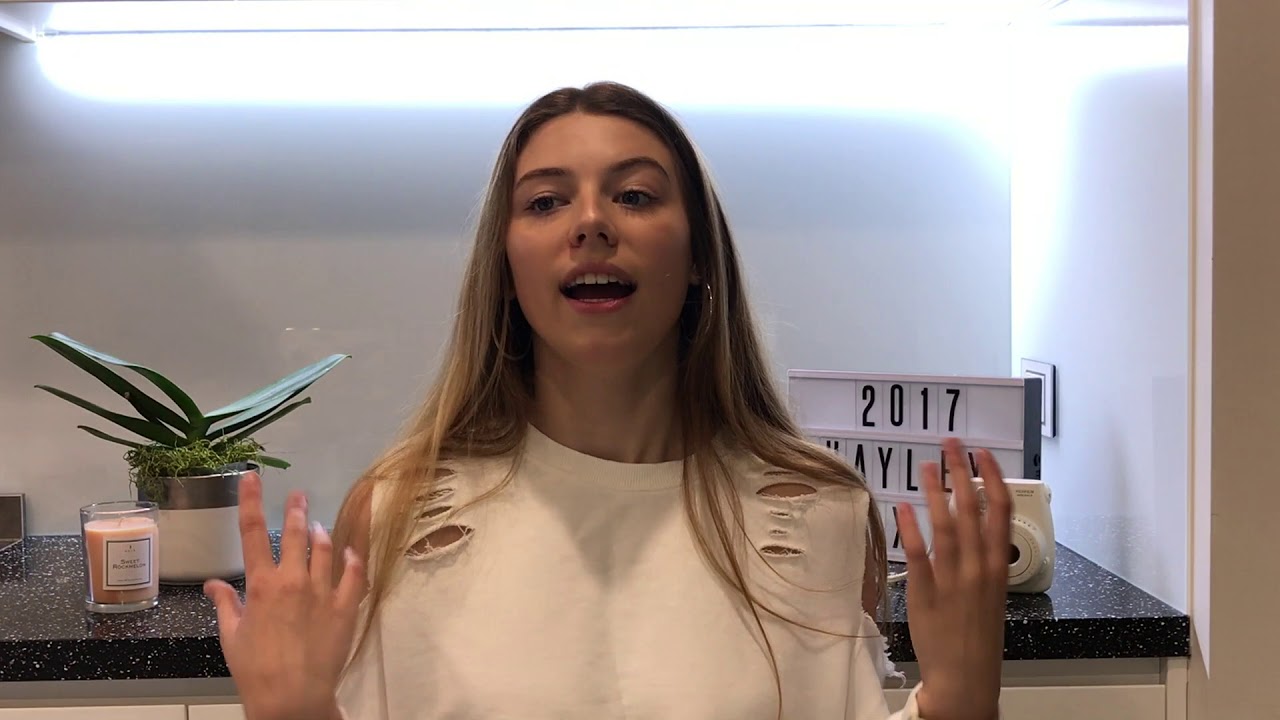 Hayley Ratcliffe - Professional Profile, Photos on StarNow