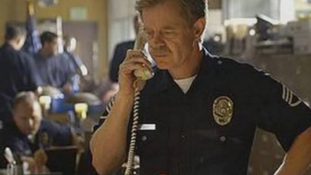 Cellular soundtrack - YouTube