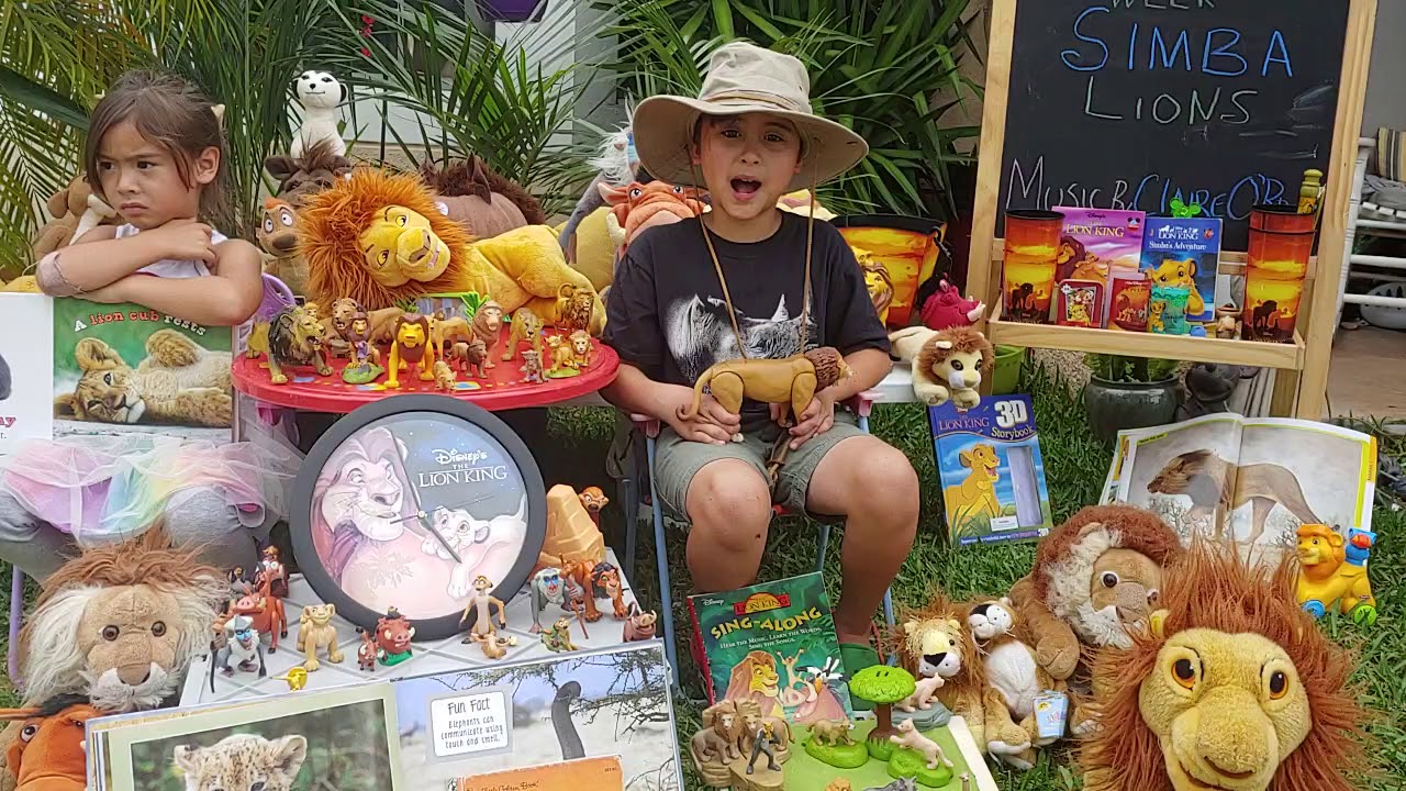 Lion, Animal Action Eli - YouTube