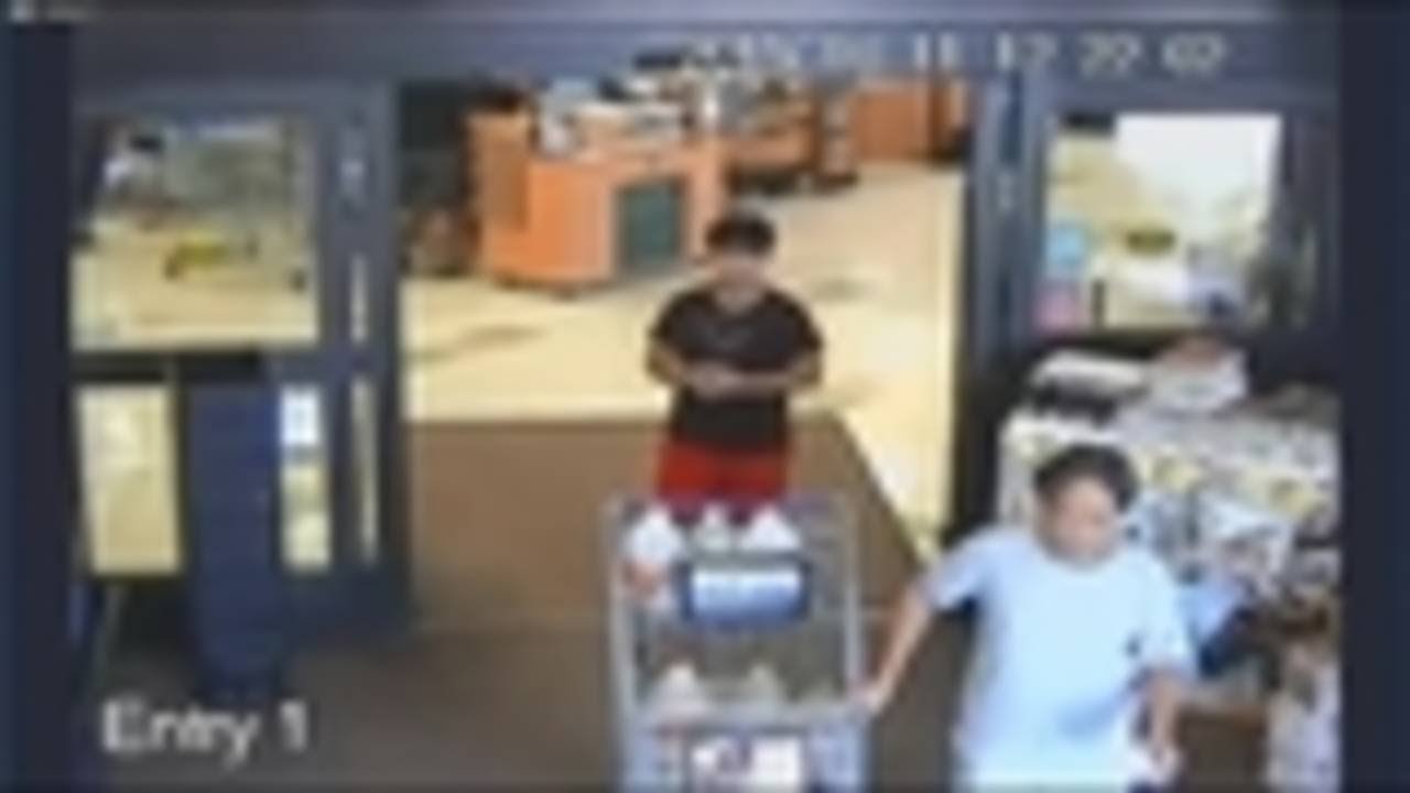 Cell phone thief caught on video - YouTube