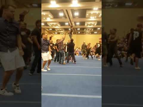 SHARP CHEER COMPETITION - YouTube