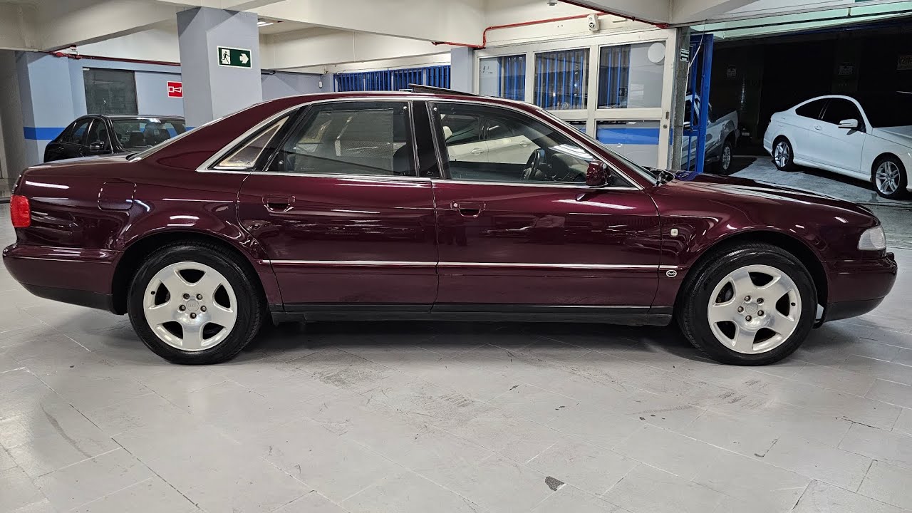 AUDI A8 4.2 QUATTRO 1995 - YouTube