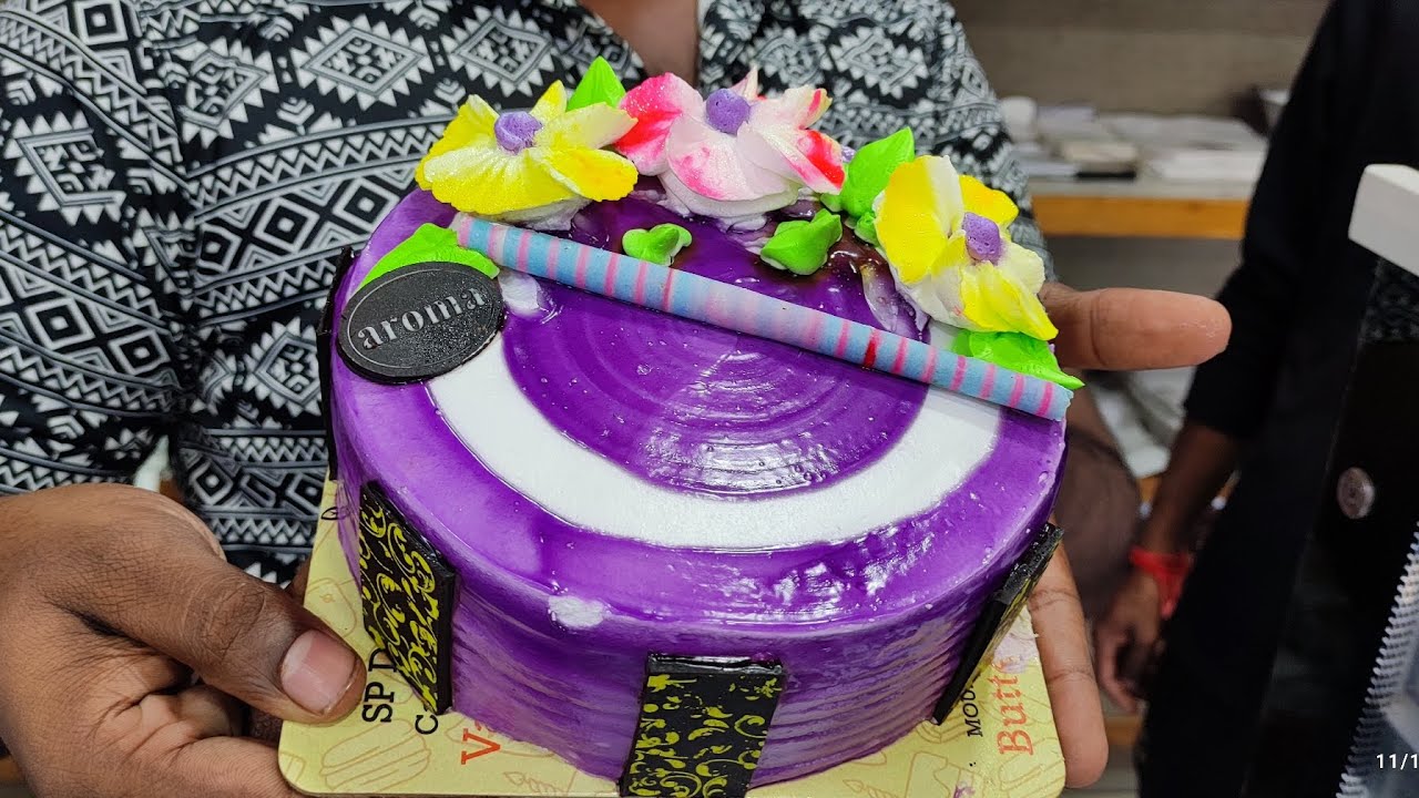 AROMA BAKERY CAKE #coimbatore #cake #aroma 🎂🍭 - YouTube