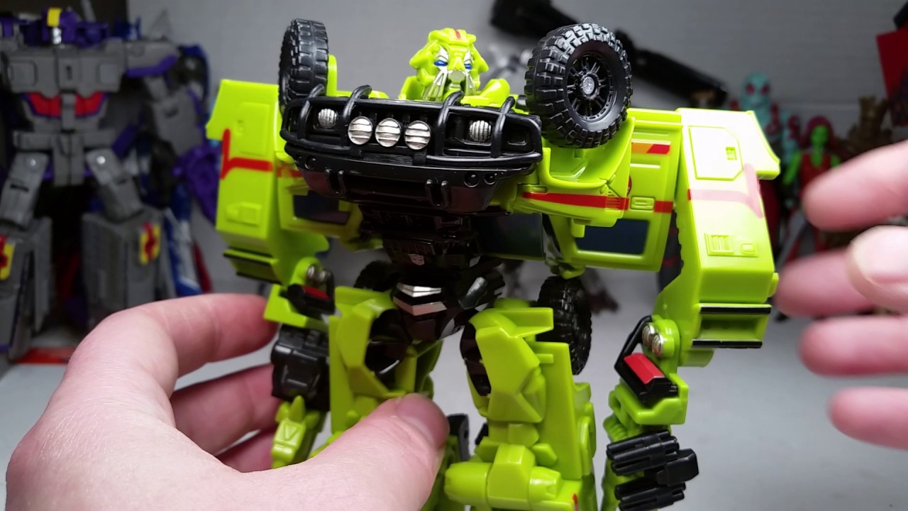 Transformers FAST ACTION BATTLER AXE ATTACK RATCHET review - YouTube