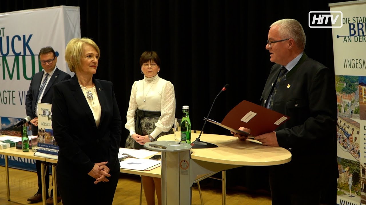 Andrea Winkelmeier ist neue Bürgermeisterin von Bruck - YouTube